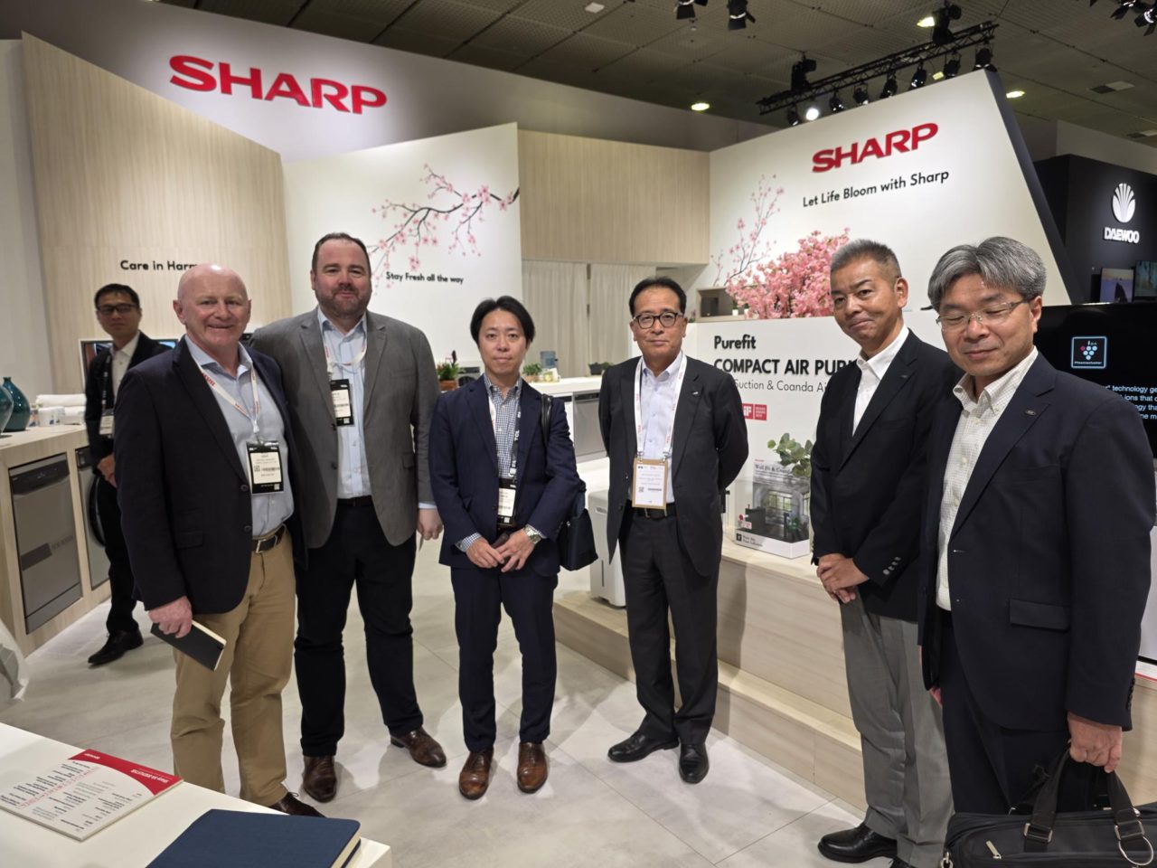 Sharp Brings Popular Under-Bench Microwave Drawer to Australia | Tempo ...